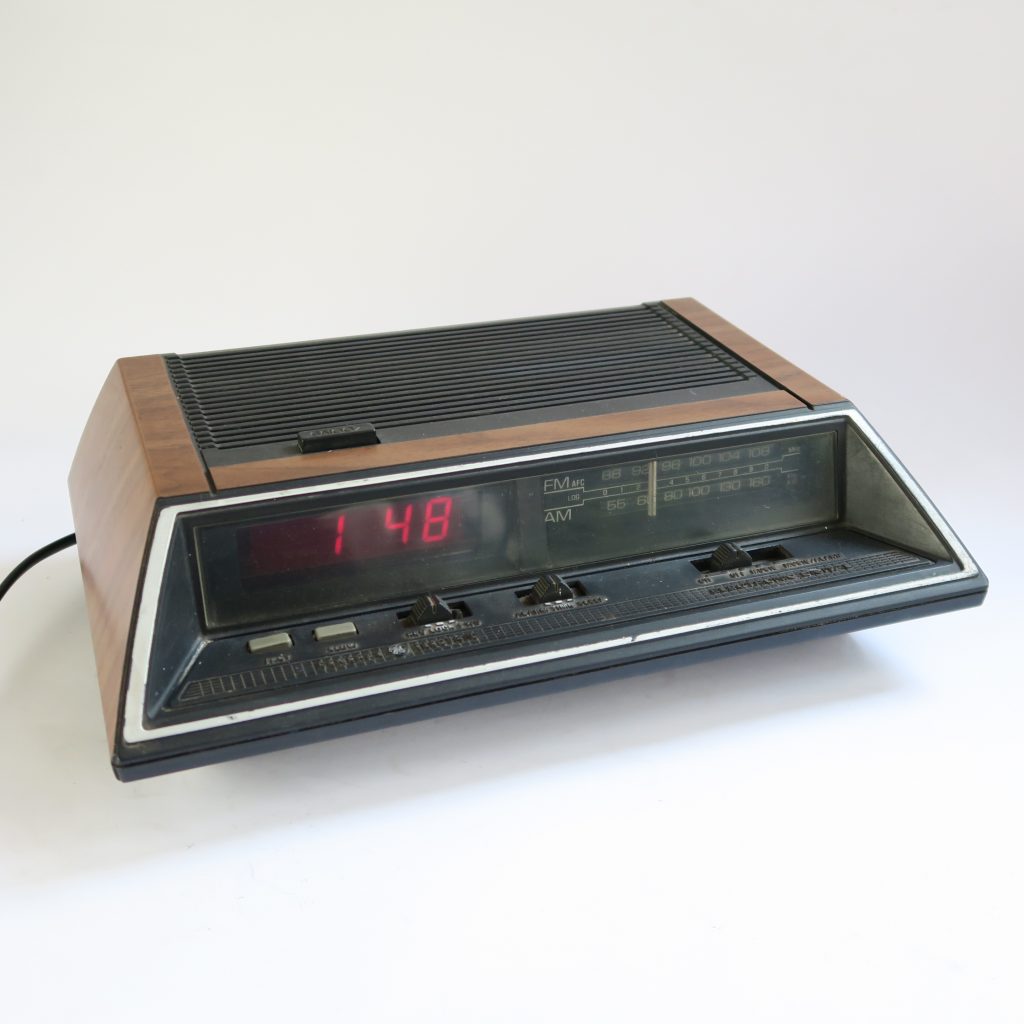 Reloj Eléctrico Flip clock - San Diogenes