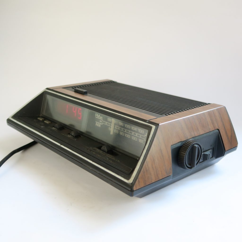 Reloj Eléctrico Flip clock - San Diogenes